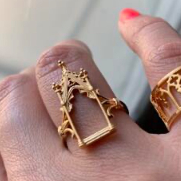 Jewelry | 23 Gold Ornate Castle Ring Fairytale Castle Door Medieval ...